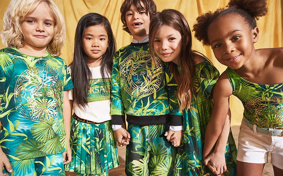 베르사체 칠드런 20 봄, 여름 컬렉션 공개