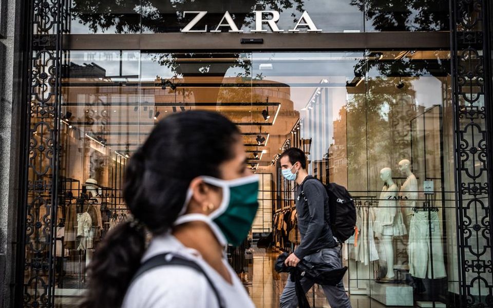 전 세계 1,200개 매장을 철수하는 인디텍스