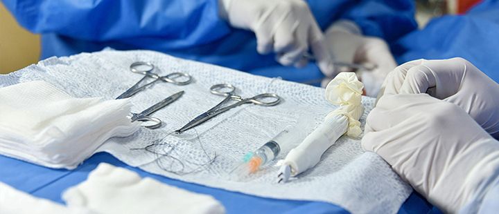 영국의 한 병원이 애플 비전 프로를 쓰고 수술을 진행했다