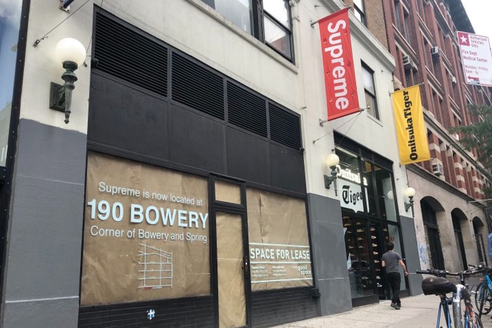 1994년 오픈한 뉴욕 라파예트 슈프림 매장 폐점하다