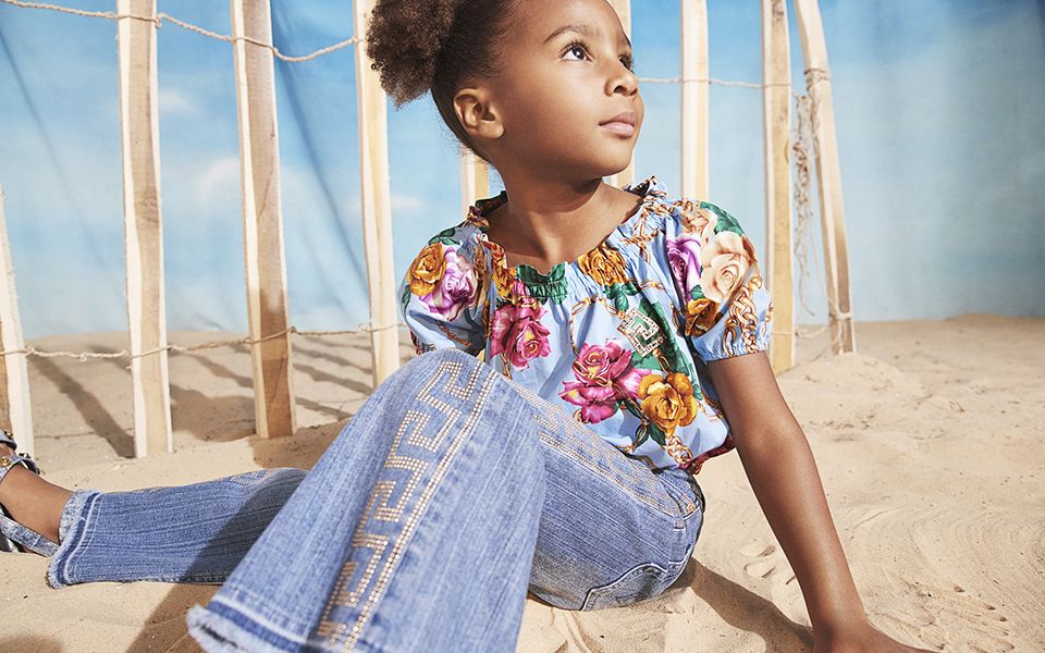 베르사체 칠드런 20 봄, 여름 컬렉션 공개 | eyesmag | 아이즈매거진