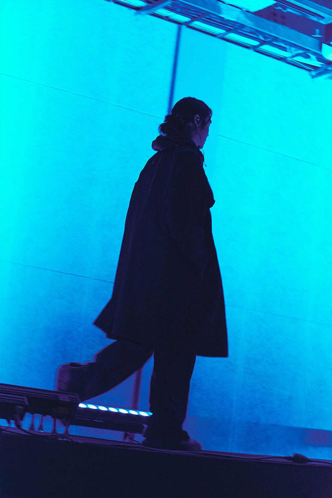 프리커, 첫 번째 컬렉션 ‘NAVIGATING’ 프레젠테이션 및 룩북 공개 : 네이버 포스트