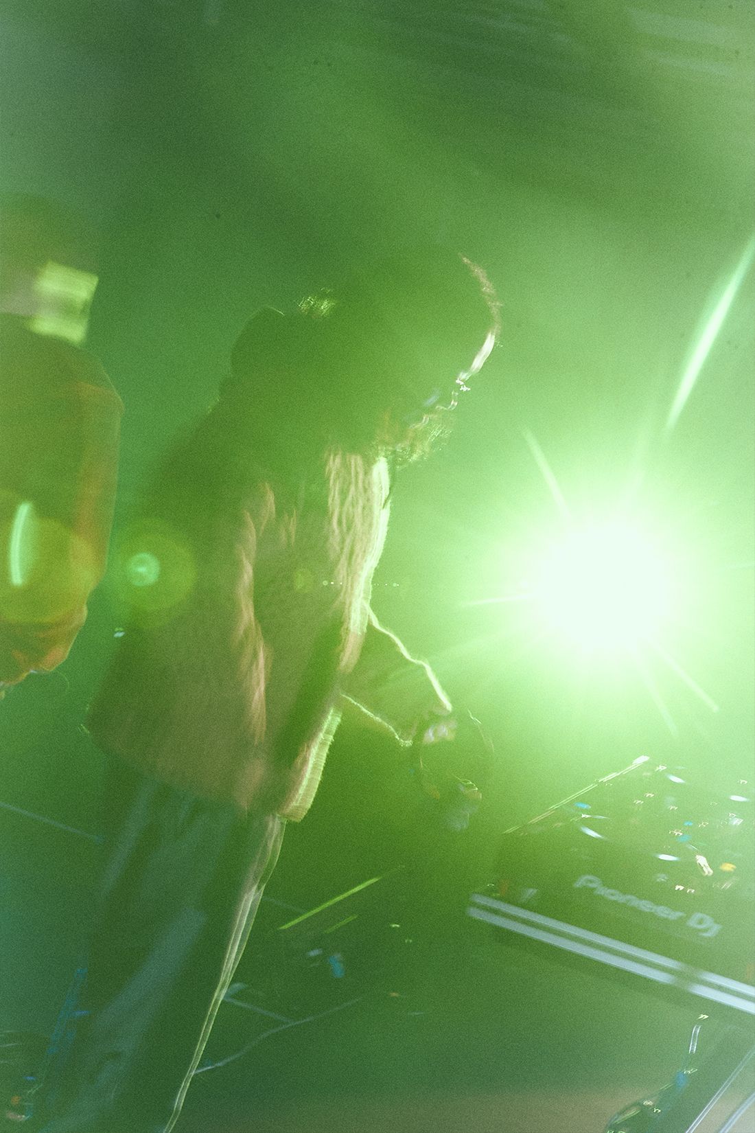 프리커, 첫 번째 컬렉션 ‘NAVIGATING’ 프레젠테이션 및 룩북 공개 : 네이버 포스트